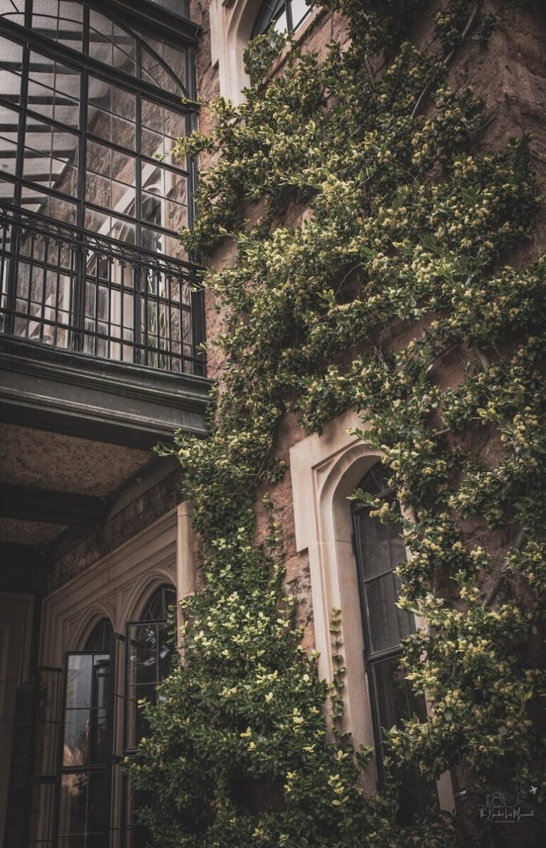 Glen Eyrie Castle Review & Guide: Is This Colorado Castle Worth Your ...